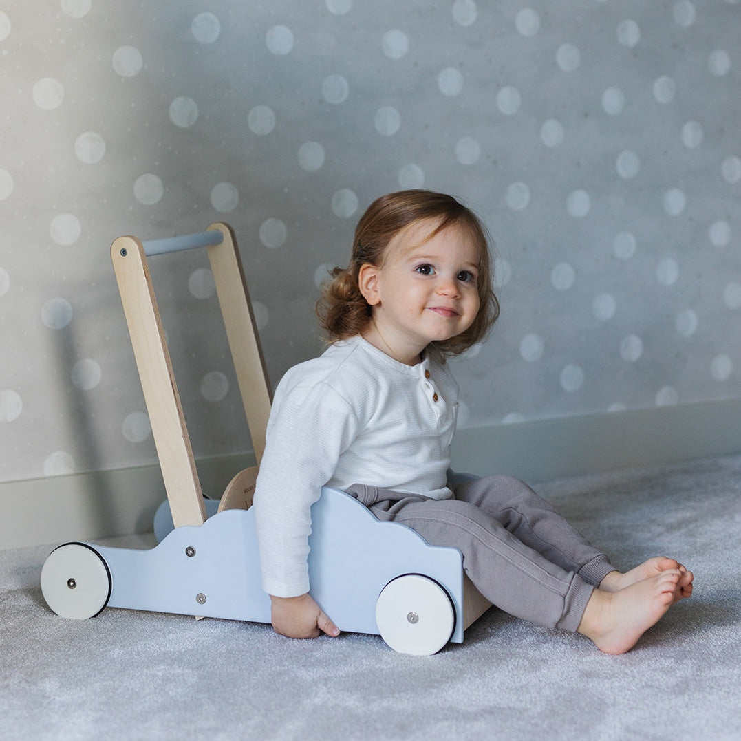 Larisa & Pumpkin Walker – Elli Junior