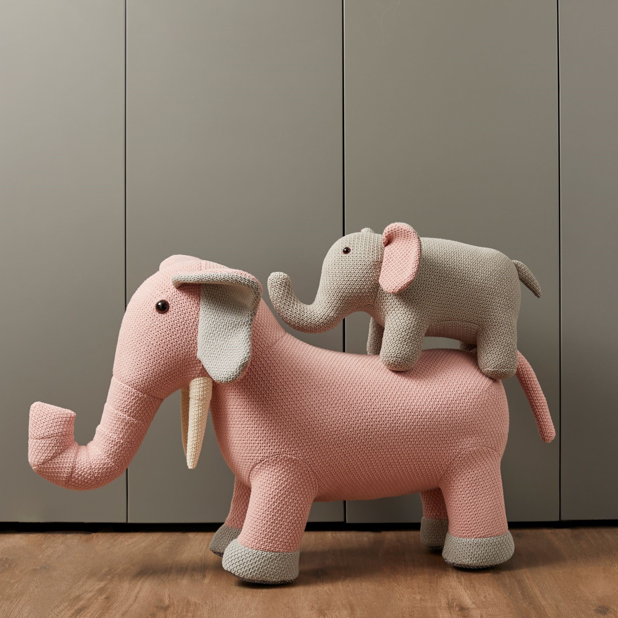 Royal Trunk Crochet Pink / Grey Details – Elli Junior